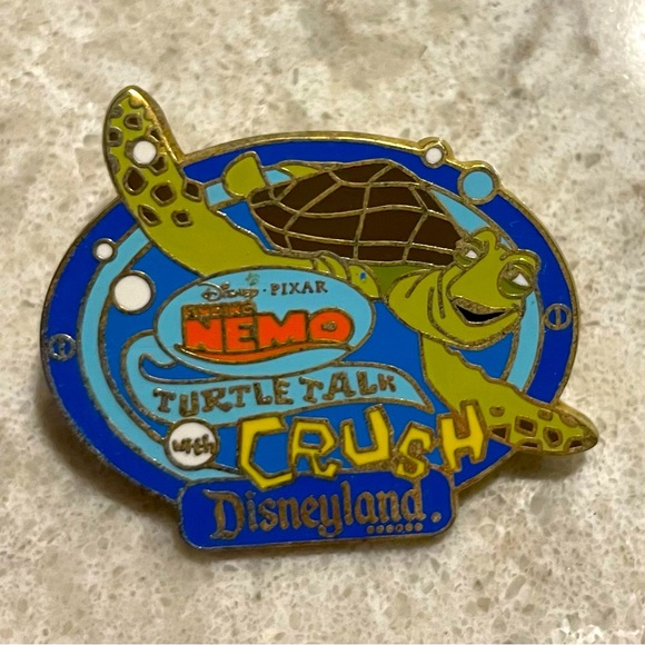 Disney | Accessories | Disneyland Pixar Finding Nemo Turtle Crush Talk ...